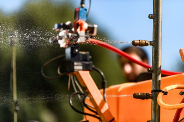 Human-robot collaborative site-specific sprayer - Advances in Engineering