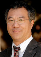 3D characteristics of natural convection in isothermal vertical plate ...