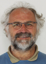 Backscattering polarimetric images derive structural information on ...